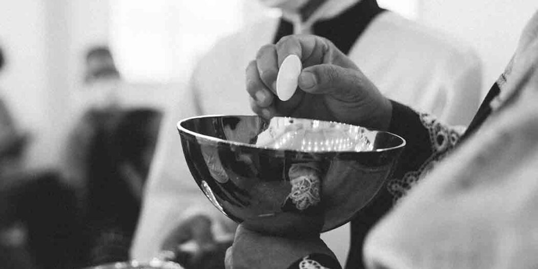 Comunhão saiba o significado e importância para os católicos