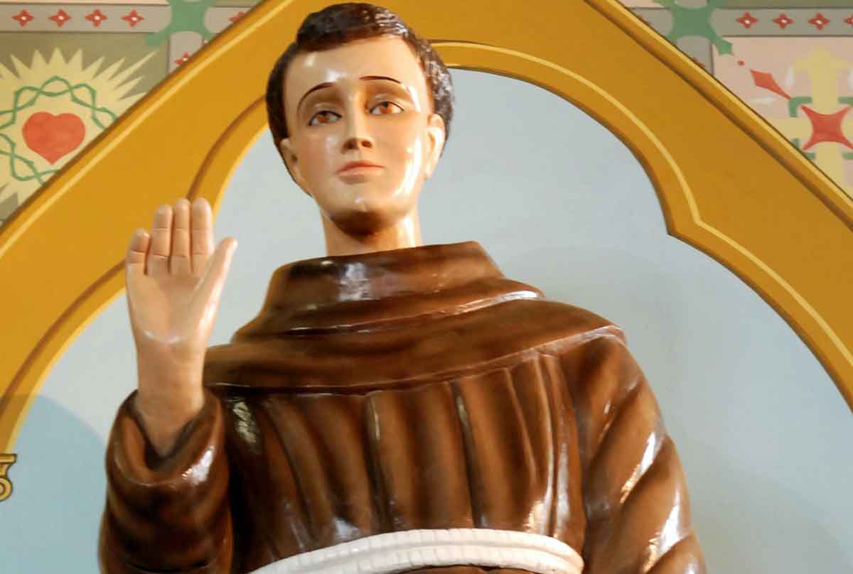 Frei Galvão, saiba sua história de vida, oração e pílulas milagrosas