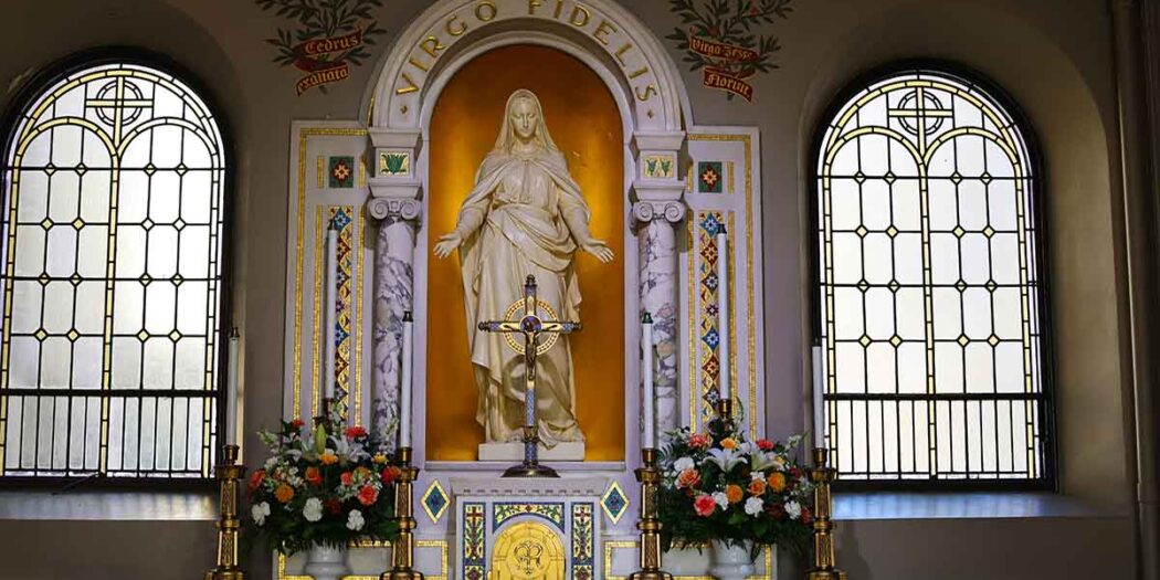 Como fazer promessa para seu santo de devoção da igreja