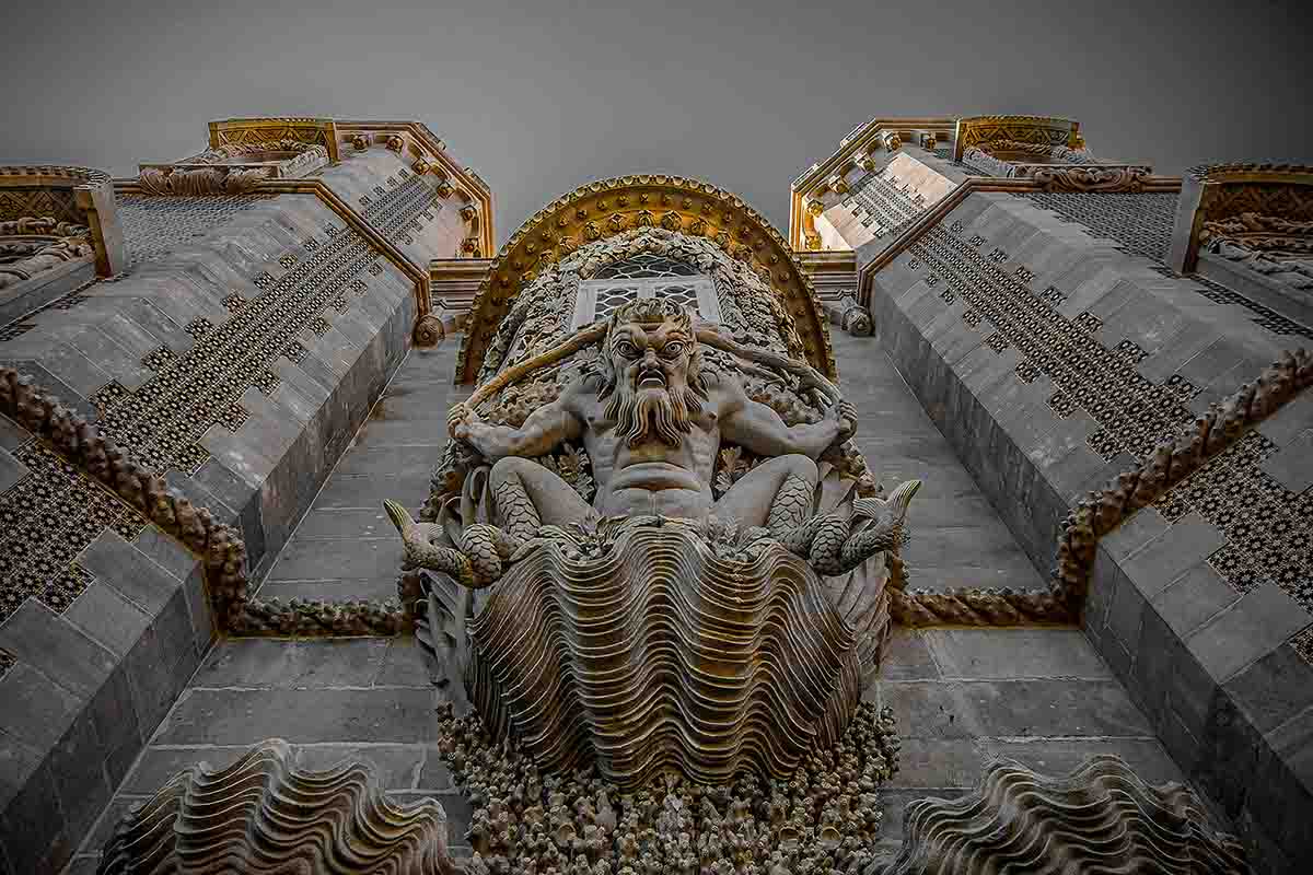 Lúcifer veja a história real e as armas do católico contra Ele