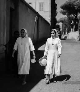 Missão das freiras servindo a Deus e ao próximo com muito amor